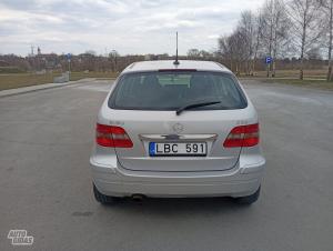 Mercedes-Benz A 180 2006 Viļņa, ar dzinēja tilpumu 2.00 L un nobraukumu 273 tūkst. km par 1800 €, foto 7 vietnē AUTOMOTO.COM.LV