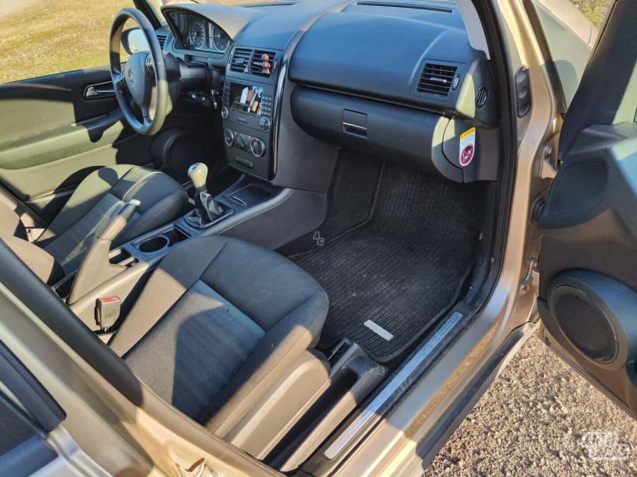 Mercedes-Benz A 180 2006 in Alytus, with an engine capacity of 2.00 L and mileage of 187 thousand km for 1050 €, photo 5 on AUTOMOTO.COM.LV