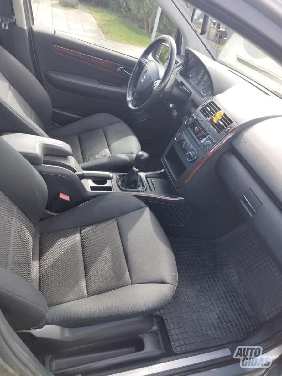 Mercedes-Benz A 180 2007 Mažeikiai, ar dzinēja tilpumu 2.00 L un nobraukumu 291 tūkst. km par 1300 €, foto 9 vietnē AUTOMOTO.COM.LV