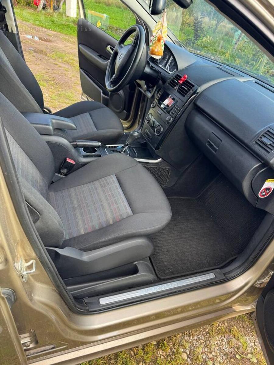 Mercedes-Benz A 180 2007 Daugavpils, ar dzinēja tilpumu 2.00 L un nobraukumu 325 tūkst. km par 2100 €, foto 5 vietnē AUTOMOTO.COM.LV