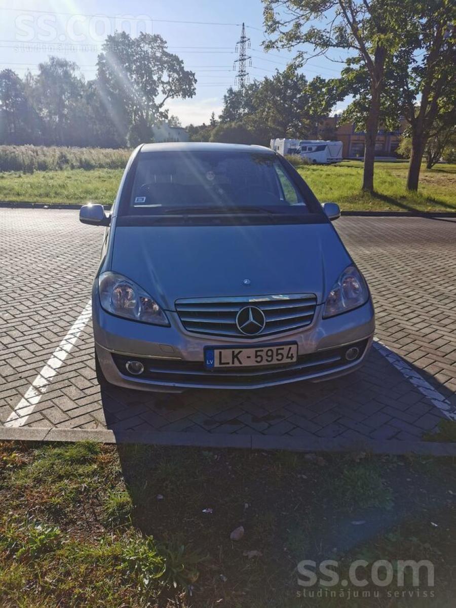 Mercedes-Benz A 180 2008 in Riga, with an engine capacity of 1.80 L and mileage of 315 thousand km for 450 €, photo 1 on AUTOMOTO.COM.LV