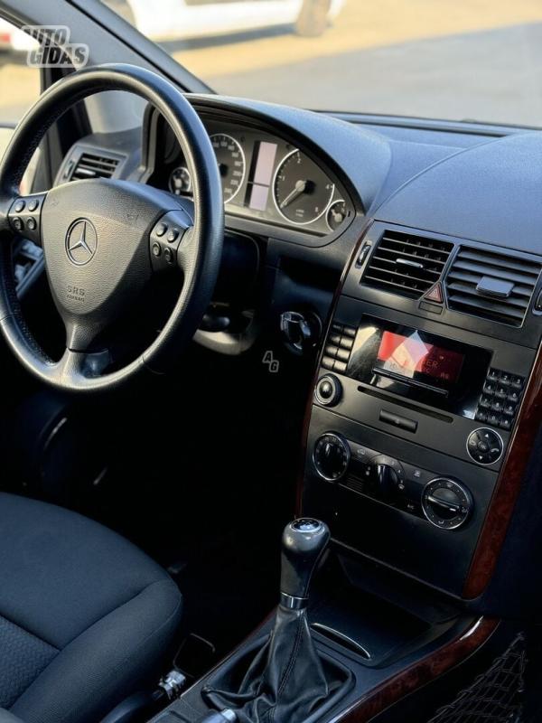 Mercedes-Benz A 180 2008 Viļņa, ar dzinēja tilpumu 2.00 L un nobraukumu 230 tūkst. km par 1200 €, foto 7 vietnē AUTOMOTO.COM.LV