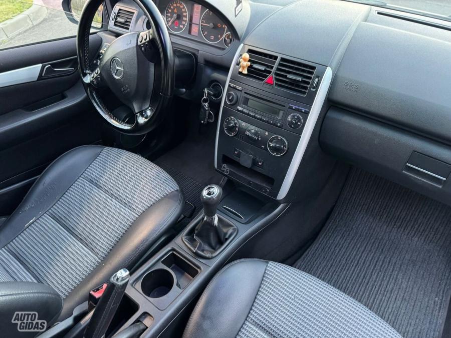 Mercedes-Benz A 180 2008 Kauņa, ar dzinēja tilpumu 2.00 L un nobraukumu 240 tūkst. km par 1000 €, foto 7 vietnē AUTOMOTO.COM.LV