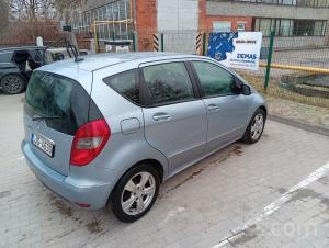 Mercedes-Benz A 180 2009 Cēsis, ar dzinēja tilpumu 2.00 L un nobraukumu 282 tūkst. km par 1490 €, foto 4 vietnē AUTOMOTO.COM.LV