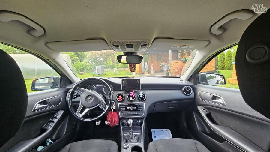 Mercedes-Benz A 180 2013 in Vilnius, with an engine capacity of 1.80 L and mileage of 343 thousand km for 5400 €, photo 17 on AUTOMOTO.COM.LV