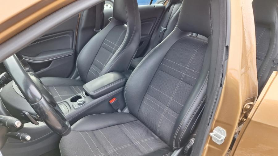 Mercedes-Benz A 180 2013 in Riga, with an engine capacity of 1.80 L and mileage of 286 thousand km for 12300 €, photo 5 on AUTOMOTO.COM.LV
