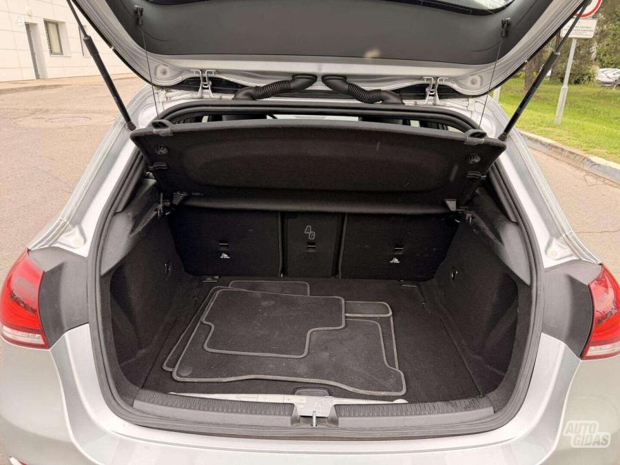 Mercedes-Benz A 180 2019 in Vilnius, with an engine capacity of 1.60 L and mileage of 93 thousand km for 17950 €, photo 15 on AUTOMOTO.COM.LV
