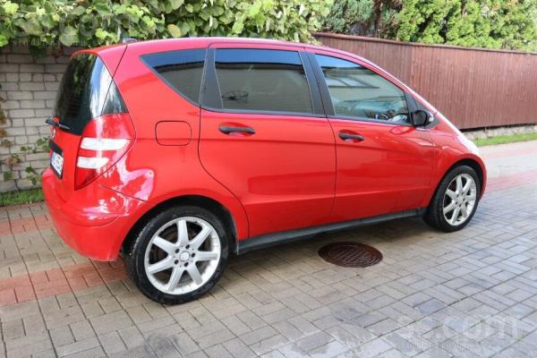 Sarkans Mercedes-Benz A 180 2005 Liepāja, ar dzinēja tilpumu 2.00 L un nobraukumu 87 tūkst. km par 2000 €, foto 5 vietnē AUTOMOTO.COM.LV