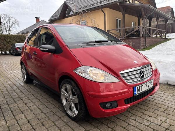 Red Mercedes-Benz A 180 2008 in Valka, with an engine capacity of 2.00 L and mileage of 189 thousand km for 3700 €, photo 3 on AUTOMOTO.COM.LV