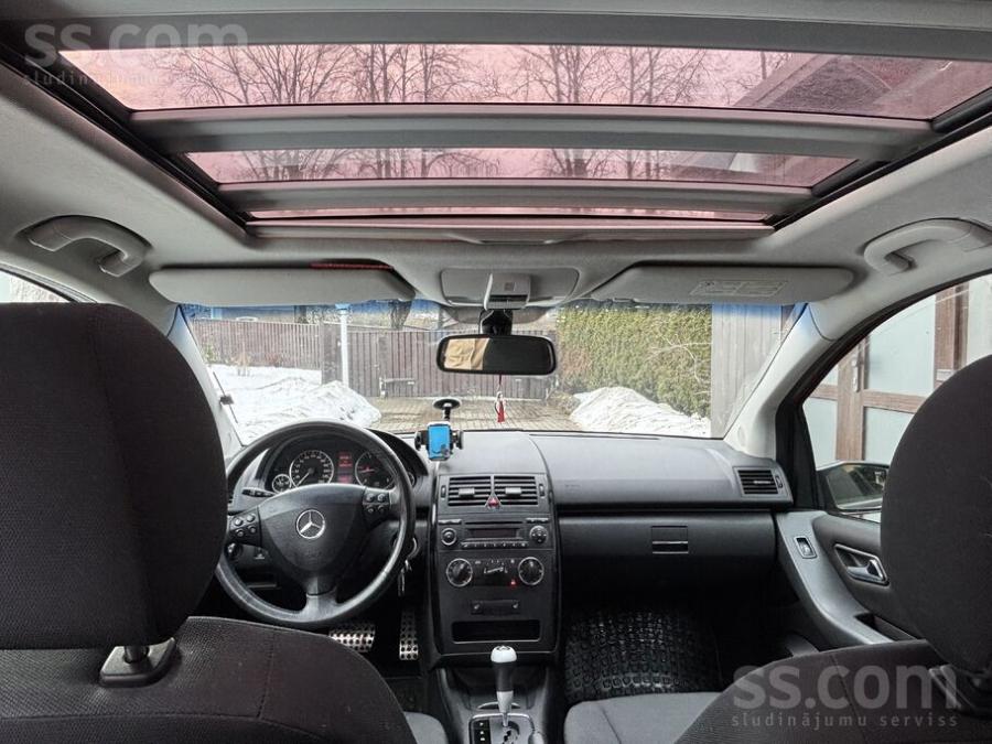 Sarkans Mercedes-Benz A 180 2008 Valka, ar dzinēja tilpumu 2.00 L un nobraukumu 189 tūkst. km par 3700 €, foto 9 vietnē AUTOMOTO.COM.LV