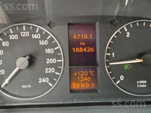 Sarkans Mercedes-Benz A 180 2008 Valka, ar dzinēja tilpumu 2.00 L un nobraukumu 189 tūkst. km par 3700 €, foto 10 vietnē AUTOMOTO.COM.LV