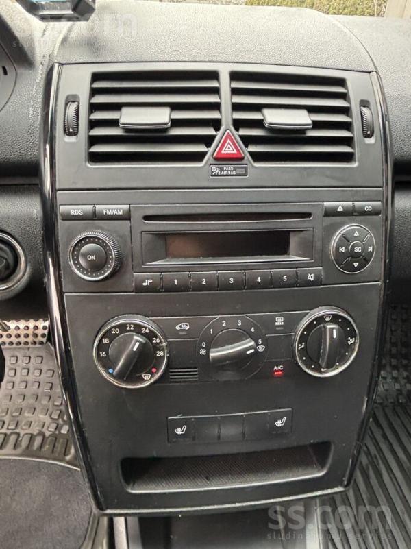 Red Mercedes-Benz A 180 2008 in Valka, with an engine capacity of 2.00 L and mileage of 189 thousand km for 3700 €, photo 10 on AUTOMOTO.COM.LV