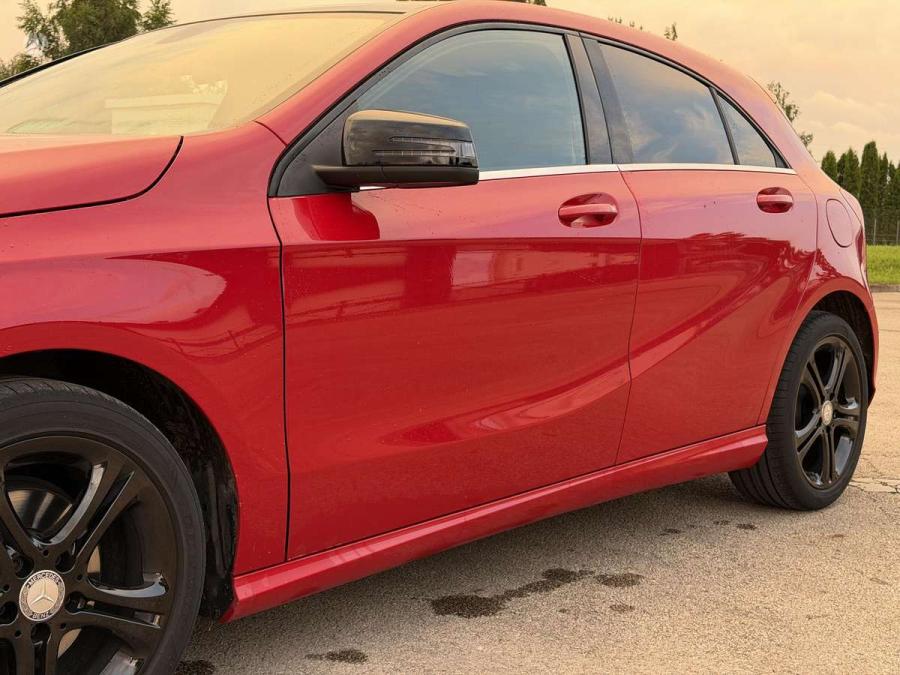 Red Mercedes-Benz A 180 2012 in Taurage, with an engine capacity of 1.60 L and mileage of 190 thousand km for 6500 €, photo 6 on AUTOMOTO.COM.LV