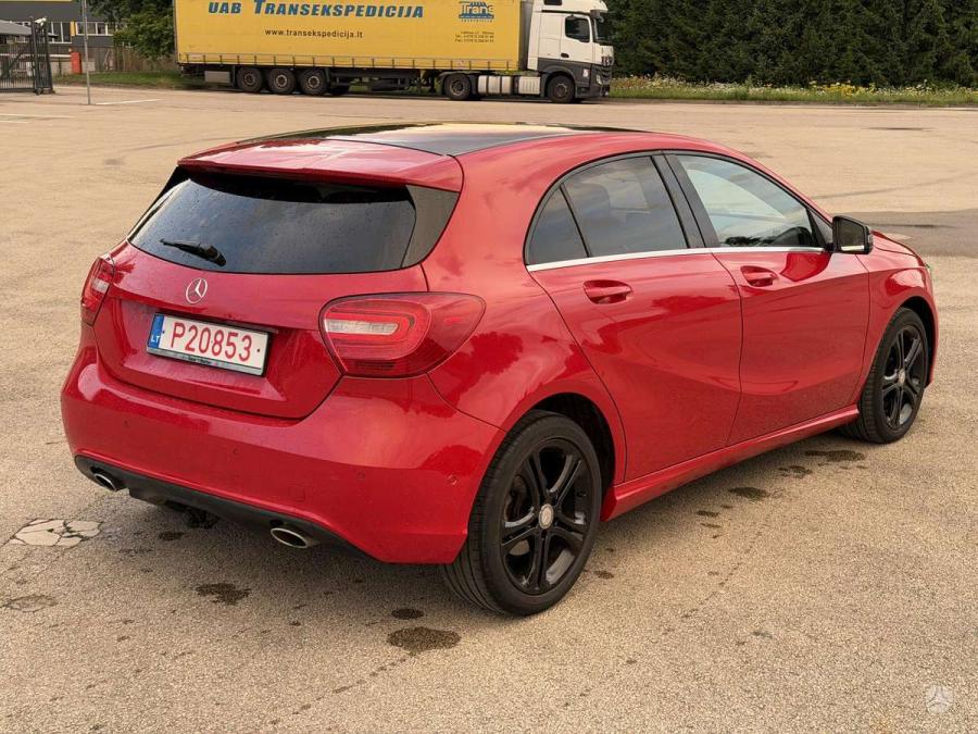 Red Mercedes-Benz A 180 2012 in Taurage, with an engine capacity of 1.60 L and mileage of 190 thousand km for 6500 €, photo 16 on AUTOMOTO.COM.LV