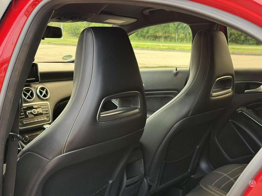 Red Mercedes-Benz A 180 2012 in Taurage, with an engine capacity of 1.60 L and mileage of 190 thousand km for 6500 €, photo 22 on AUTOMOTO.COM.LV