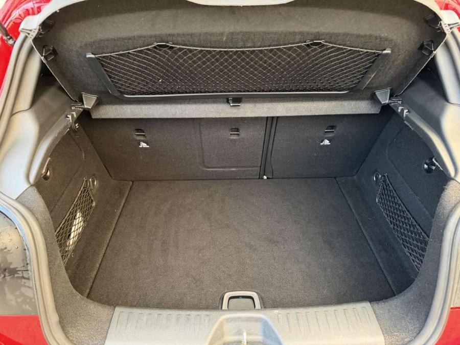Red Mercedes-Benz A 180 2012 in Taurage, with an engine capacity of 1.60 L and mileage of 190 thousand km for 6500 €, photo 24 on AUTOMOTO.COM.LV