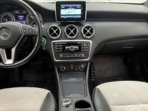 Sarkans Mercedes-Benz A 180 2014 Viļņa, ar dzinēja tilpumu 1.80 L un nobraukumu 202 tūkst. km par 7200 €, foto 16 vietnē AUTOMOTO.COM.LV