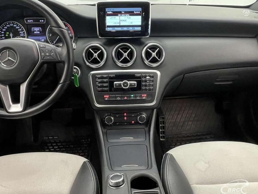 Sarkans Mercedes-Benz A 180 2014 Viļņa, ar dzinēja tilpumu 1.80 L un nobraukumu 202 tūkst. km par 7200 €, foto 16 vietnē AUTOMOTO.COM.LV