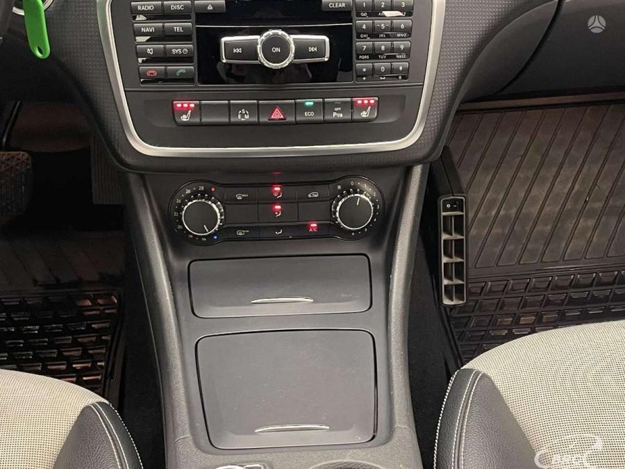 Sarkans Mercedes-Benz A 180 2014 Viļņa, ar dzinēja tilpumu 1.80 L un nobraukumu 202 tūkst. km par 7200 €, foto 19 vietnē AUTOMOTO.COM.LV