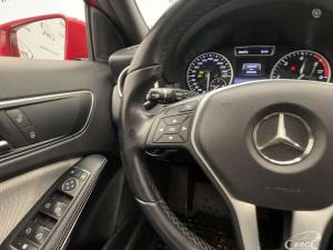 Sarkans Mercedes-Benz A 180 2014 Viļņa, ar dzinēja tilpumu 1.80 L un nobraukumu 202 tūkst. km par 7200 €, foto 30 vietnē AUTOMOTO.COM.LV