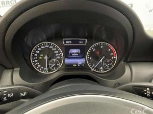 Sarkans Mercedes-Benz A 180 2014 Viļņa, ar dzinēja tilpumu 1.80 L un nobraukumu 202 tūkst. km par 7200 €, foto 31 vietnē AUTOMOTO.COM.LV