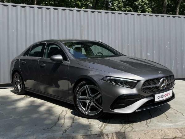 Mercedes-Benz A 180 2024 in Vilnius, with an engine capacity of 1.33 L and mileage of 16 thousand km for 28900 €, photo 2 on AUTOMOTO.COM.LV