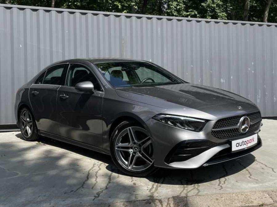 Mercedes-Benz A 180 2024 in Vilnius, with an engine capacity of 1.33 L and mileage of 16 thousand km for 28900 €, photo 3 on AUTOMOTO.COM.LV