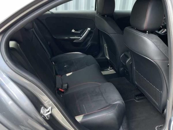 Mercedes-Benz A 180 2024 in Vilnius, with an engine capacity of 1.33 L and mileage of 16 thousand km for 28900 €, photo 5 on AUTOMOTO.COM.LV