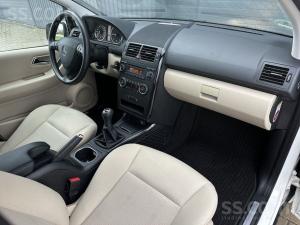 Balts Mercedes-Benz A 180 2010 Talsi, ar dzinēja tilpumu 2.00 L un nobraukumu 138 tūkst. km par 4250 €, foto 20 vietnē AUTOMOTO.COM.LV