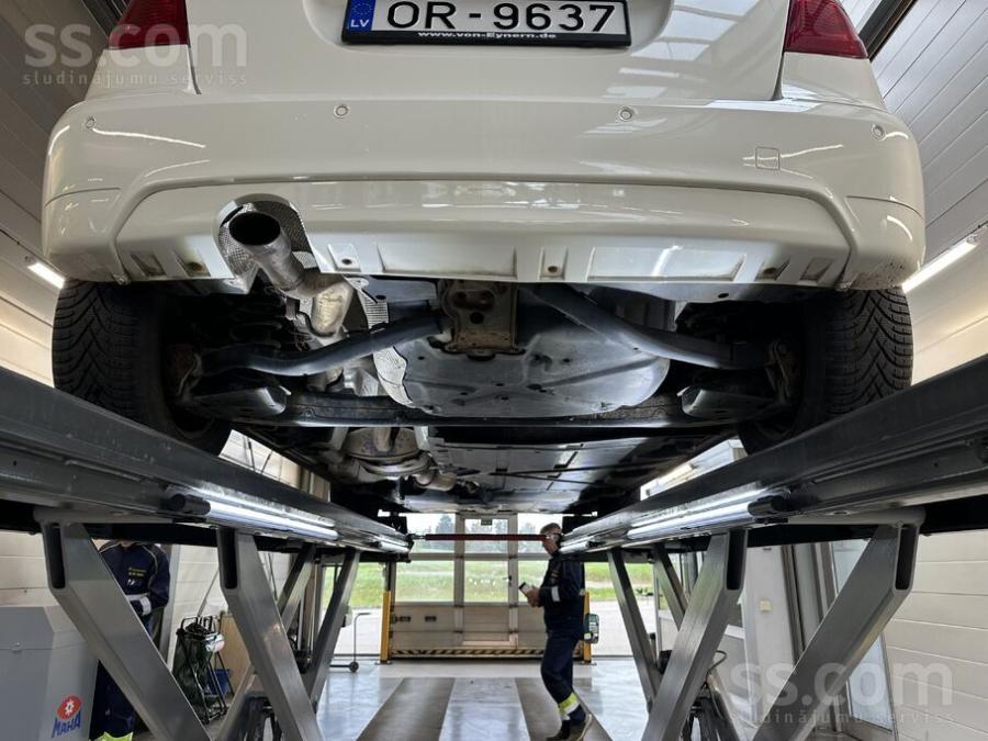 Balts Mercedes-Benz A 180 2010 Talsi, ar dzinēja tilpumu 2.00 L un nobraukumu 138 tūkst. km par 4250 €, foto 30 vietnē AUTOMOTO.COM.LV