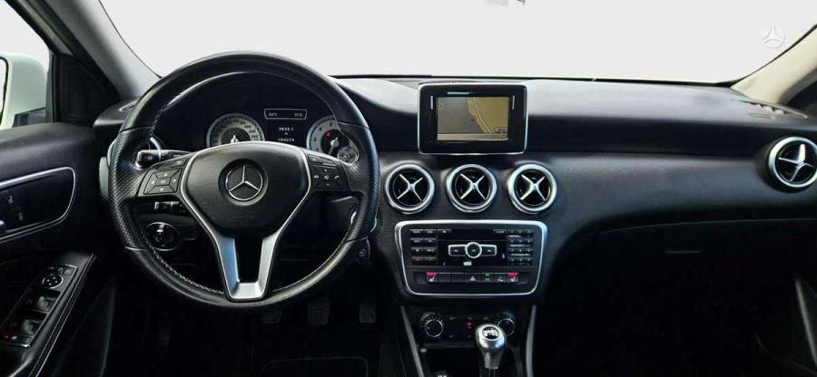 Balts Mercedes-Benz A 180 2012 Marijampole, ar dzinēja tilpumu 1.60 L un nobraukumu 185 tūkst. km par 7700 €, foto 10 vietnē AUTOMOTO.COM.LV