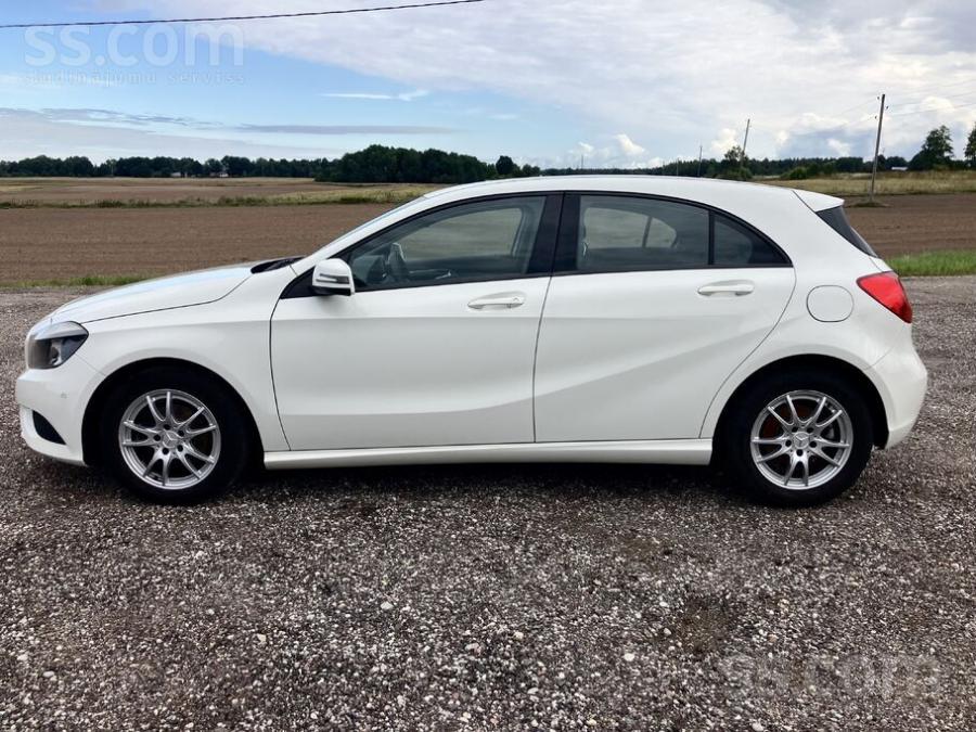 White Mercedes-Benz A 180 2013 in Talsi, with an engine capacity of 1.50 L and mileage of 223 thousand km for 7999 €, photo 6 on AUTOMOTO.COM.LV