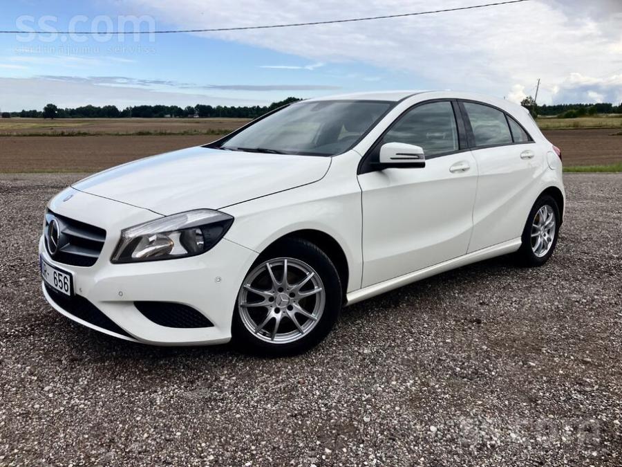 White Mercedes-Benz A 180 2013 in Talsi, with an engine capacity of 1.50 L and mileage of 223 thousand km for 7999 €, photo 7 on AUTOMOTO.COM.LV