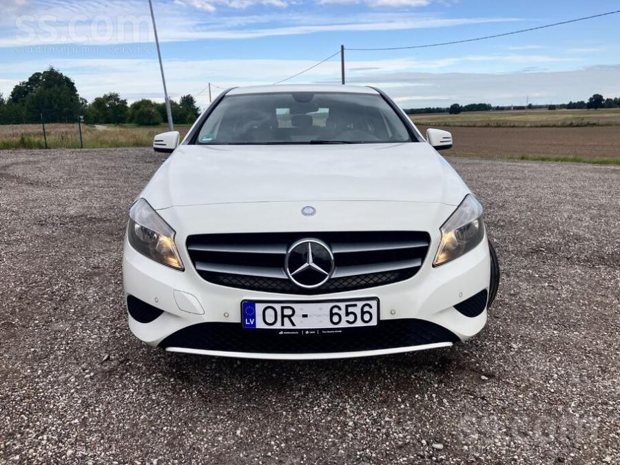 White Mercedes-Benz A 180 2013 in Talsi, with an engine capacity of 1.50 L and mileage of 223 thousand km for 7999 €, photo 8 on AUTOMOTO.COM.LV