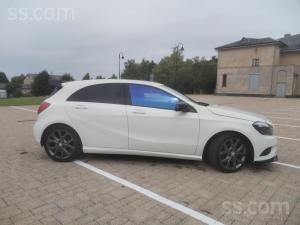 White Mercedes-Benz A 180 2013 in Saldus, with an engine capacity of 1.50 L and mileage of 311 thousand km for 7500 €, photo 5 on AUTOMOTO.COM.LV