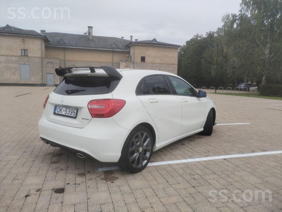 White Mercedes-Benz A 180 2013 in Saldus, with an engine capacity of 1.50 L and mileage of 311 thousand km for 7500 €, photo 6 on AUTOMOTO.COM.LV