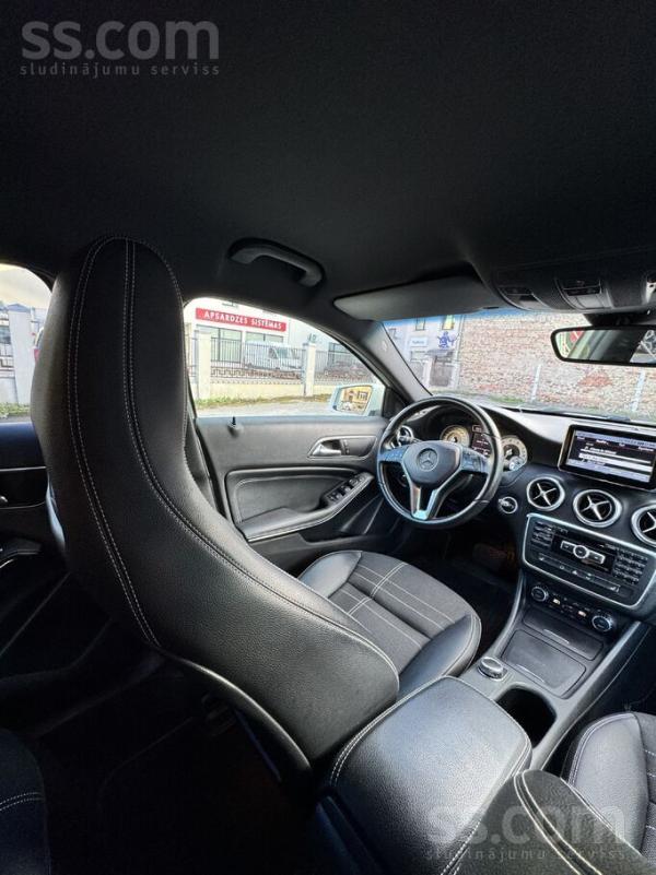 White Mercedes-Benz A 180 2013 in Riga, with an engine capacity of 1.60 L and mileage of 126 thousand km for 10500 €, photo 10 on AUTOMOTO.COM.LV