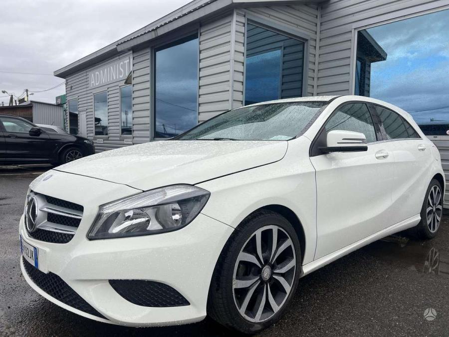 White Mercedes-Benz A 180 2013 in Kaunas, with an engine capacity of 1.80 L and mileage of 205 thousand km for 8900 €, photo 6 on AUTOMOTO.COM.LV