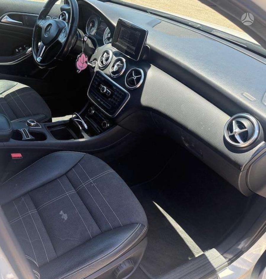 White Mercedes-Benz A 180 2014 in Siauliai, with an engine capacity of 1.80 L and mileage of 270 thousand km for 5200 €, photo 10 on AUTOMOTO.COM.LV