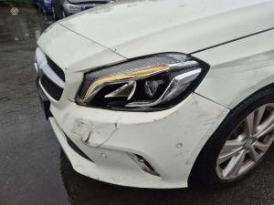 White Mercedes-Benz A 180 2016 in Vilnius, with an engine capacity of 1.60 L and mileage of 171 thousand km for 9100 €, photo 4 on AUTOMOTO.COM.LV
