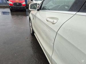 White Mercedes-Benz A 180 2016 in Vilnius, with an engine capacity of 1.60 L and mileage of 171 thousand km for 9100 €, photo 7 on AUTOMOTO.COM.LV