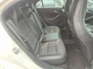 White Mercedes-Benz A 180 2016 in Vilnius, with an engine capacity of 1.60 L and mileage of 171 thousand km for 9100 €, photo 17 on AUTOMOTO.COM.LV