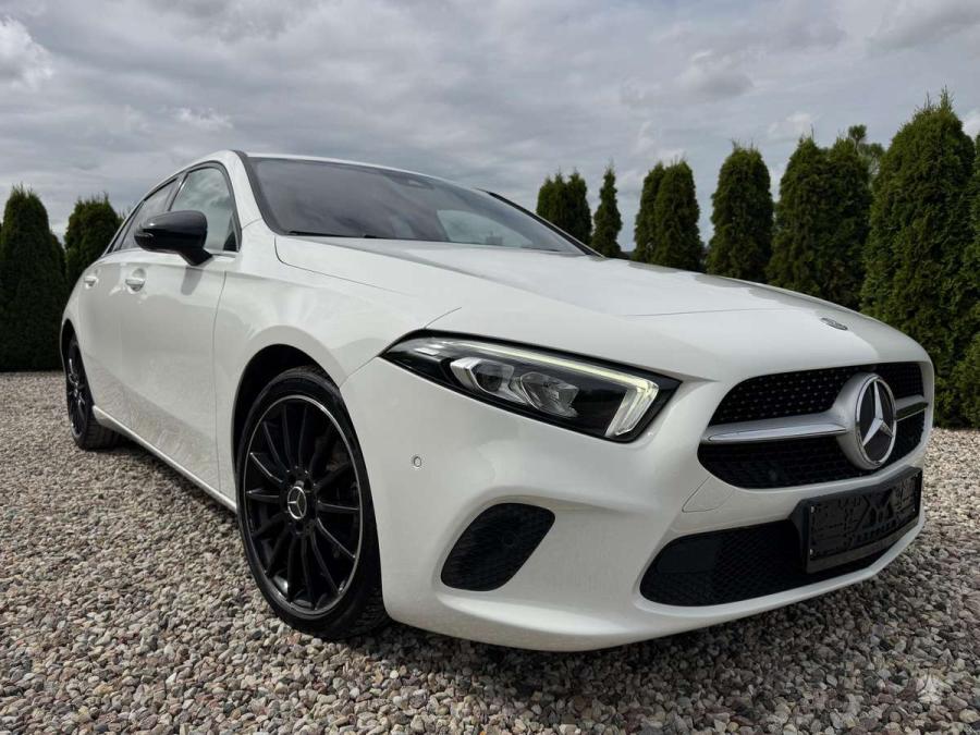 White Mercedes-Benz A 180 2018 in Jonava, with an engine capacity of 1.46 L and mileage of 188 thousand km for 15000 €, photo 1 on AUTOMOTO.COM.LV
