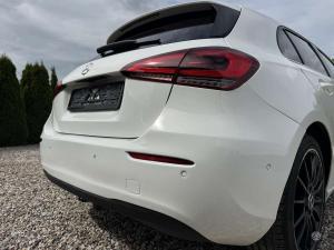 White Mercedes-Benz A 180 2018 in Jonava, with an engine capacity of 1.46 L and mileage of 188 thousand km for 15000 €, photo 14 on AUTOMOTO.COM.LV