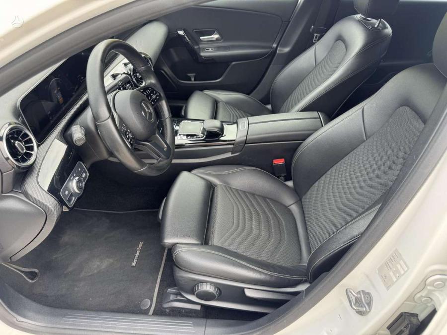 White Mercedes-Benz A 180 2018 in Jonava, with an engine capacity of 1.46 L and mileage of 188 thousand km for 15000 €, photo 16 on AUTOMOTO.COM.LV