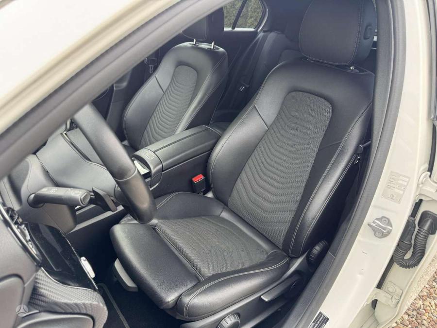 White Mercedes-Benz A 180 2018 in Jonava, with an engine capacity of 1.46 L and mileage of 188 thousand km for 15000 €, photo 17 on AUTOMOTO.COM.LV