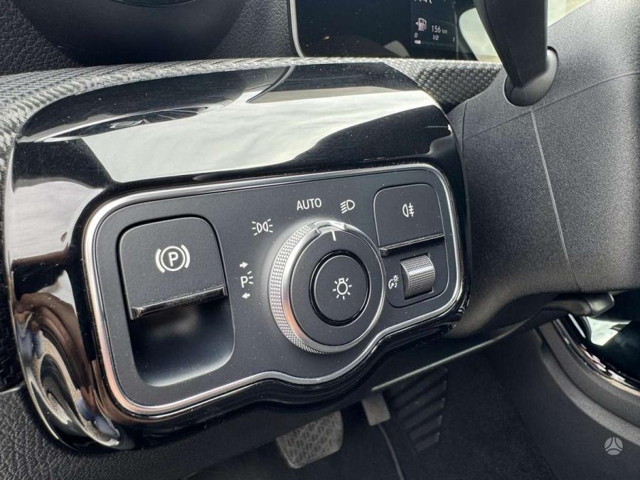 White Mercedes-Benz A 180 2018 in Jonava, with an engine capacity of 1.46 L and mileage of 188 thousand km for 15000 €, photo 35 on AUTOMOTO.COM.LV