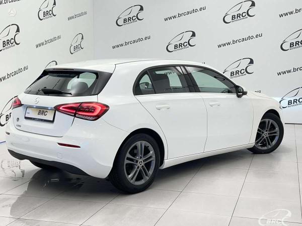 White Mercedes-Benz A 180 2019 in Vilnius, with an engine capacity of 1.33 L and mileage of 52 thousand km for 16900 €, photo 3 on AUTOMOTO.COM.LV