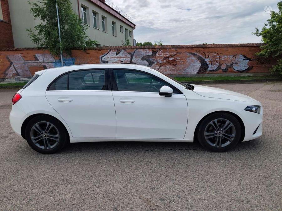 Balts Mercedes-Benz A 180 2019 Šauļi, ar dzinēja tilpumu 1.40 L un nobraukumu 51 tūkst. km par 15900 €, foto 8 vietnē AUTOMOTO.COM.LV
