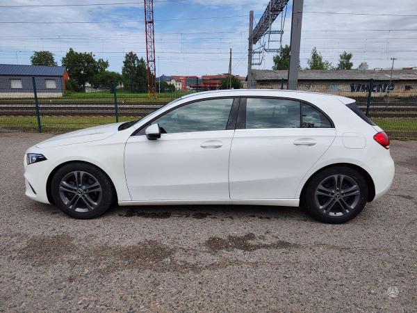 White Mercedes-Benz A 180 2019 in Siauliai, with an engine capacity of 1.40 L and mileage of 51 thousand km for 15900 €, photo 8 on AUTOMOTO.COM.LV